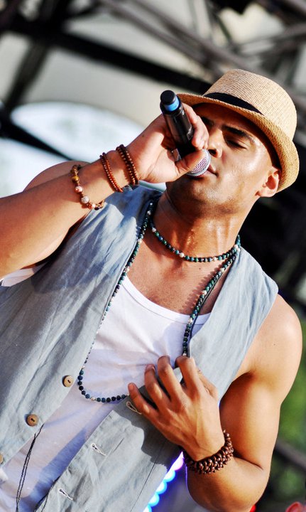 Mohombi photo