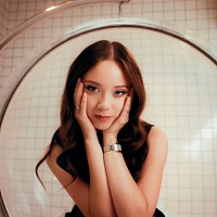 Laufey - Lover Girl - lyrics